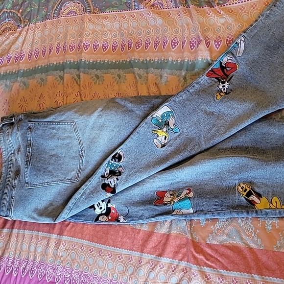 Hot Topic | Jeans | Hot Topic Disney Limited Edition Micky Mouse Mom ...